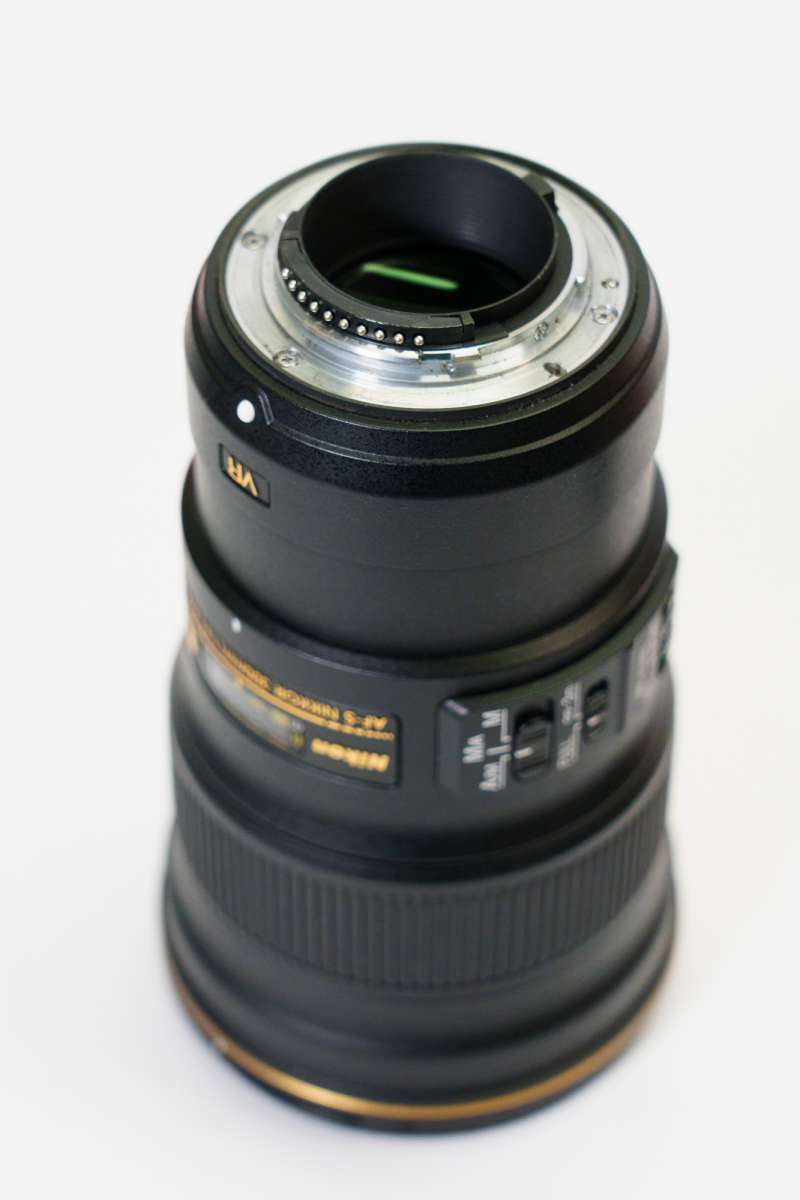 Nikon AF-S 300mm f/4 E PF ED VR Second-Hand | Seconda mano | Occasioni ...